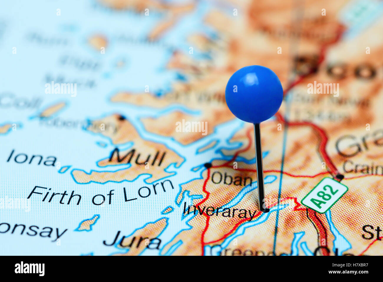 Inveraray pinned on a map of Scotland Stock Photo - Alamy