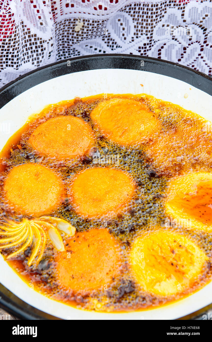 Dende oil hi-res stock photography and images - Alamy