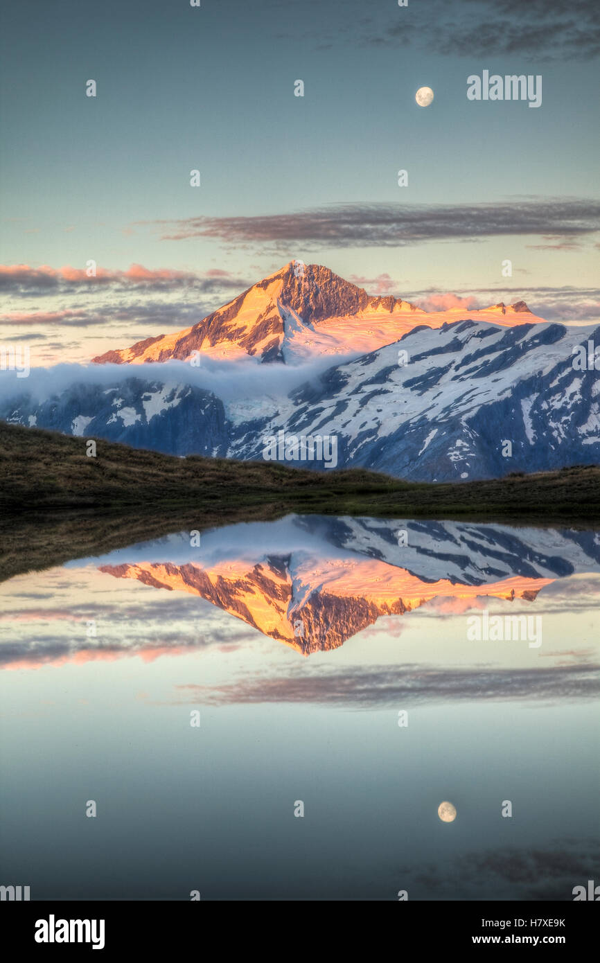 Mount Aspiring, moonrise over Cascade Saddle, Mount Aspiring National ...