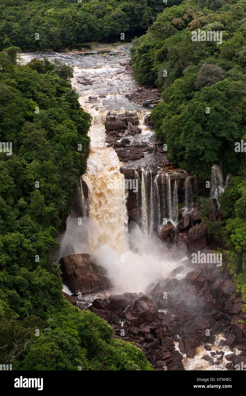 Amaila Falls on the Kuribrong River, Guyana Stock Photo - Alamy