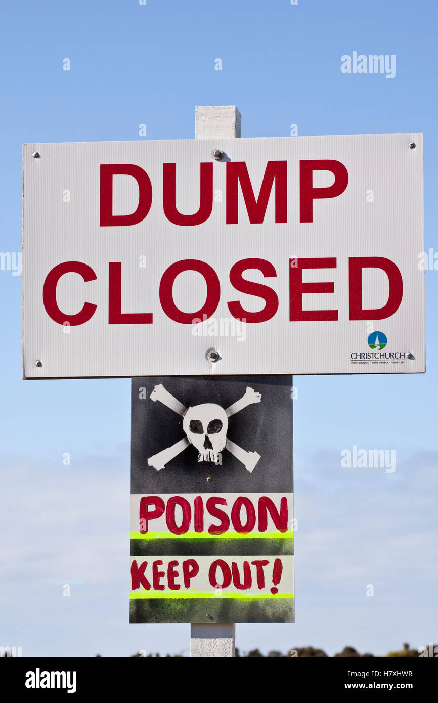 Warning sign near Lake Ellesmere, Banks Peninsula, Canterbury, New ...