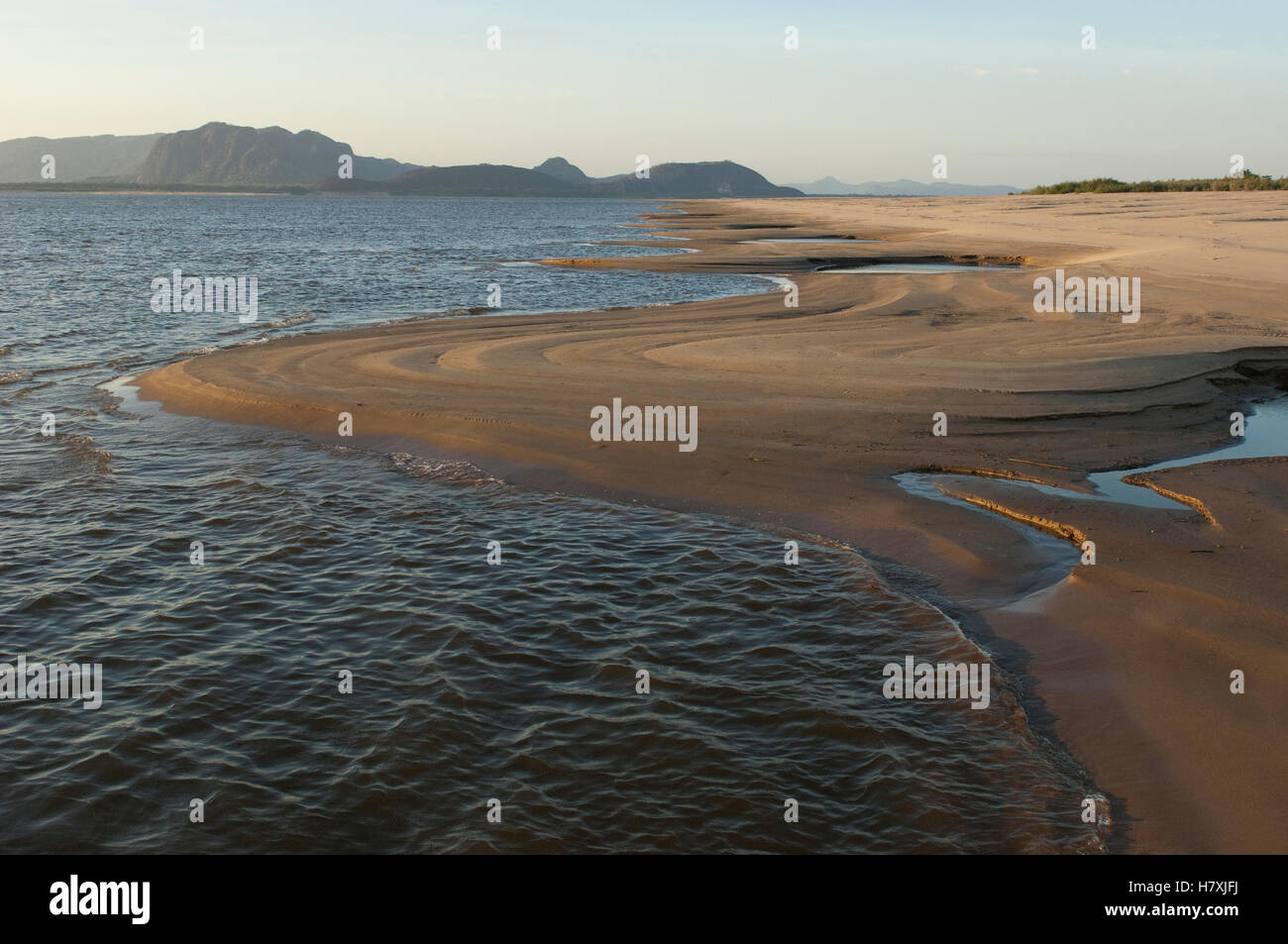 Orinoco River with mountains, Apure, Venezuela Stock Photo - Alamy