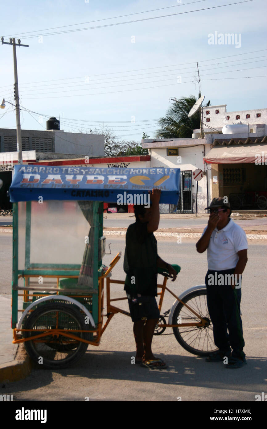 mexican people in yucatan Stock Photo - Alamy