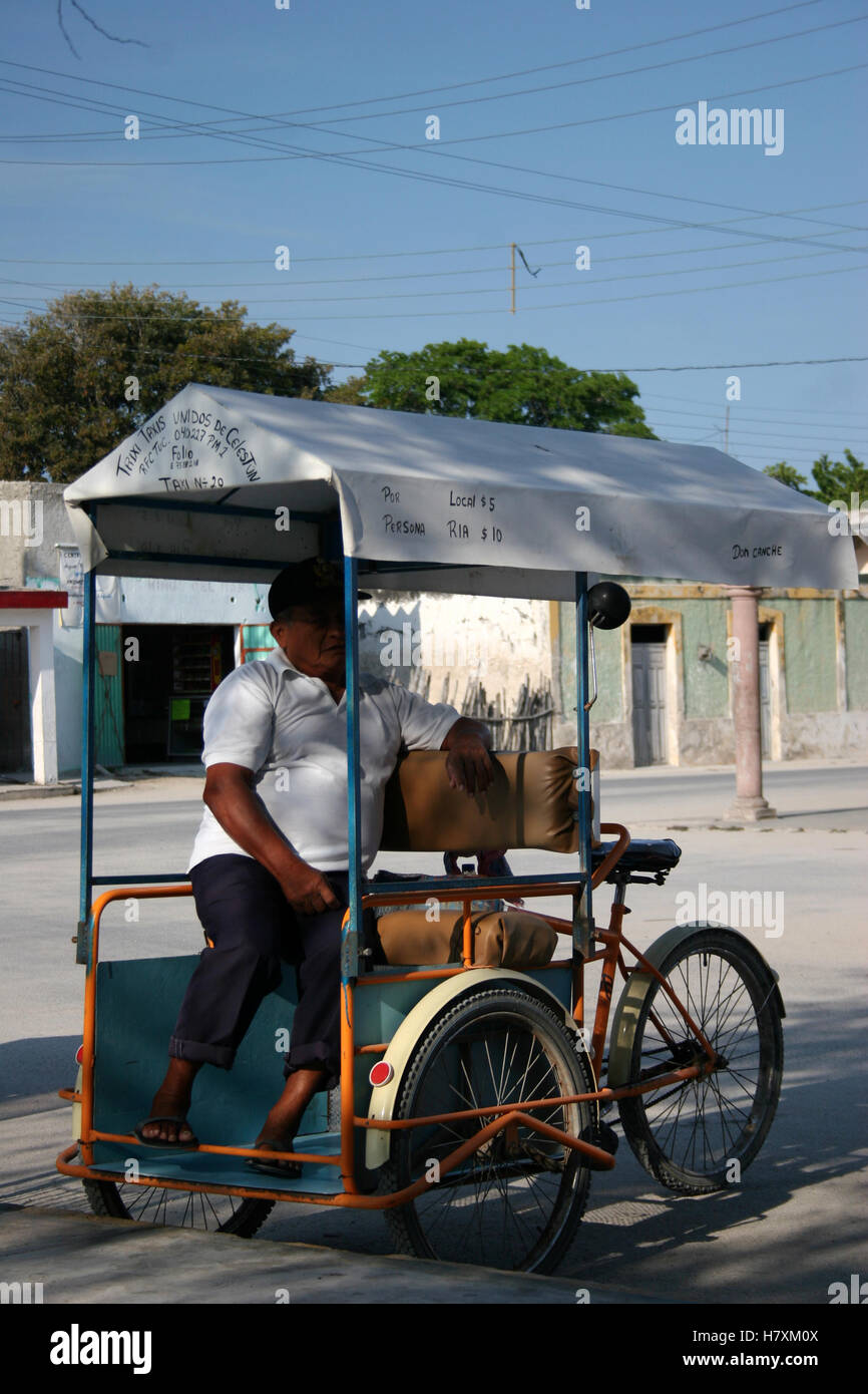mexican people in yucatan Stock Photo - Alamy