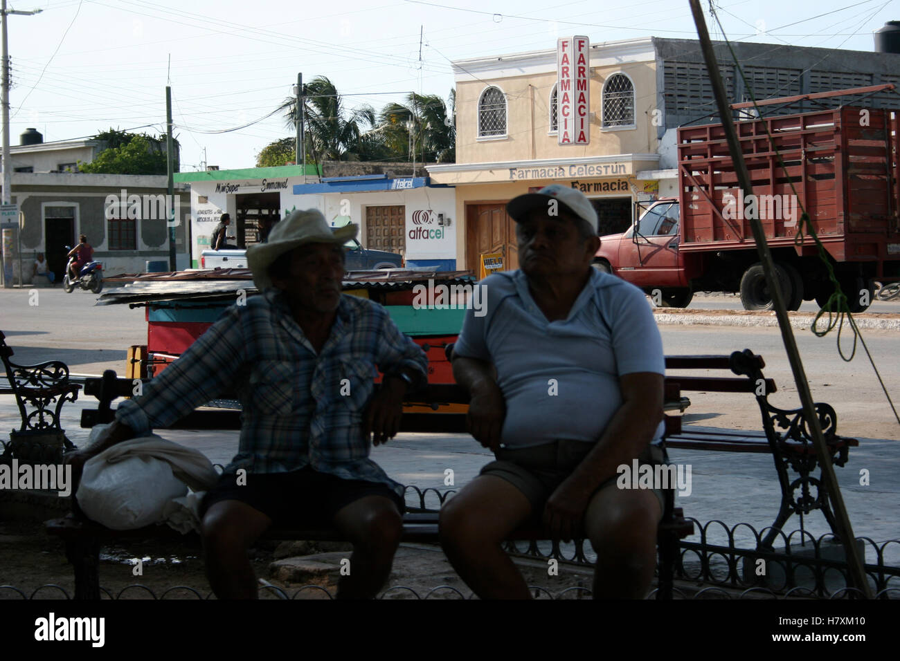 mexican people in yucatan Stock Photo - Alamy
