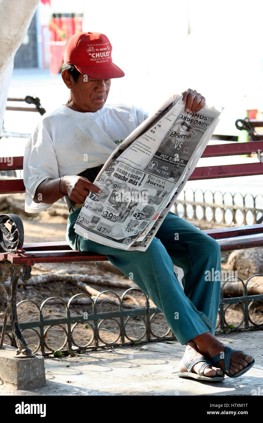 mexican people in yucatan Stock Photo - Alamy