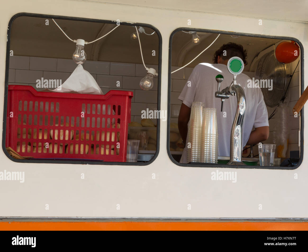 Fast food place hi-res stock photography and images - Alamy