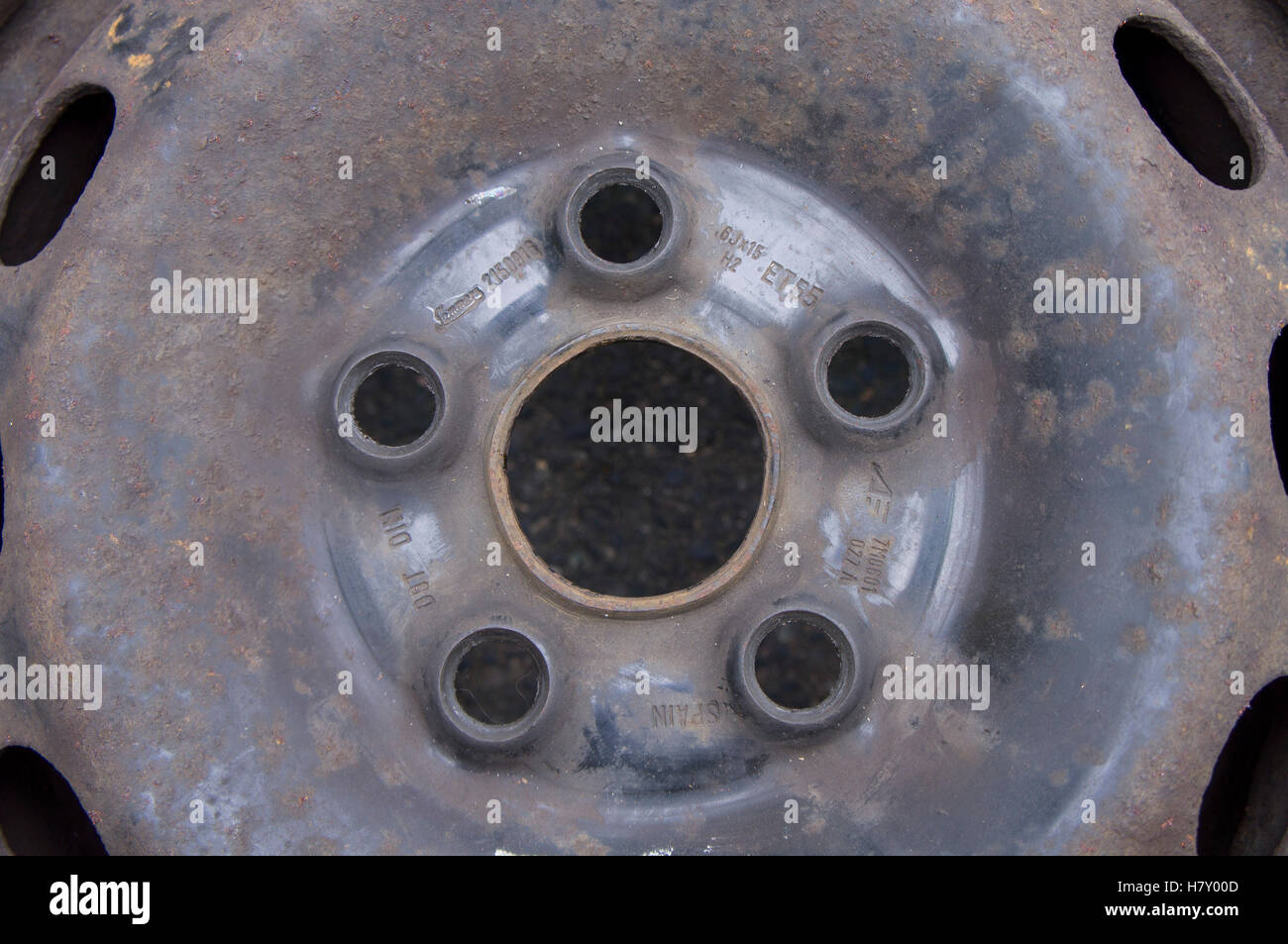 car steel wheel, rim Stock Photo - Alamy