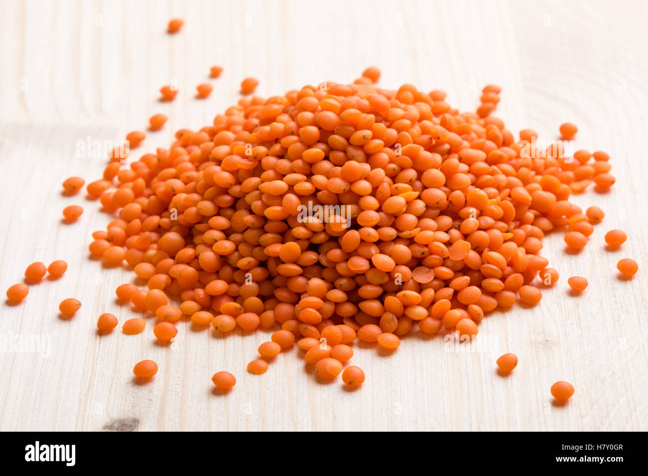 natural organic dry red lentils on table Stock Photo - Alamy