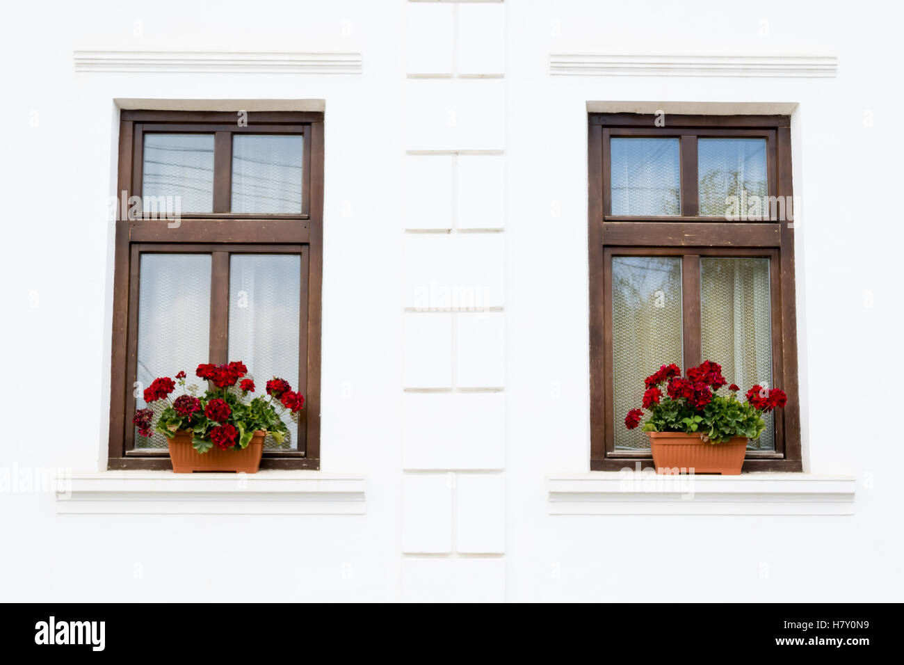 Windows from outside hi-res stock photography and images - Alamy