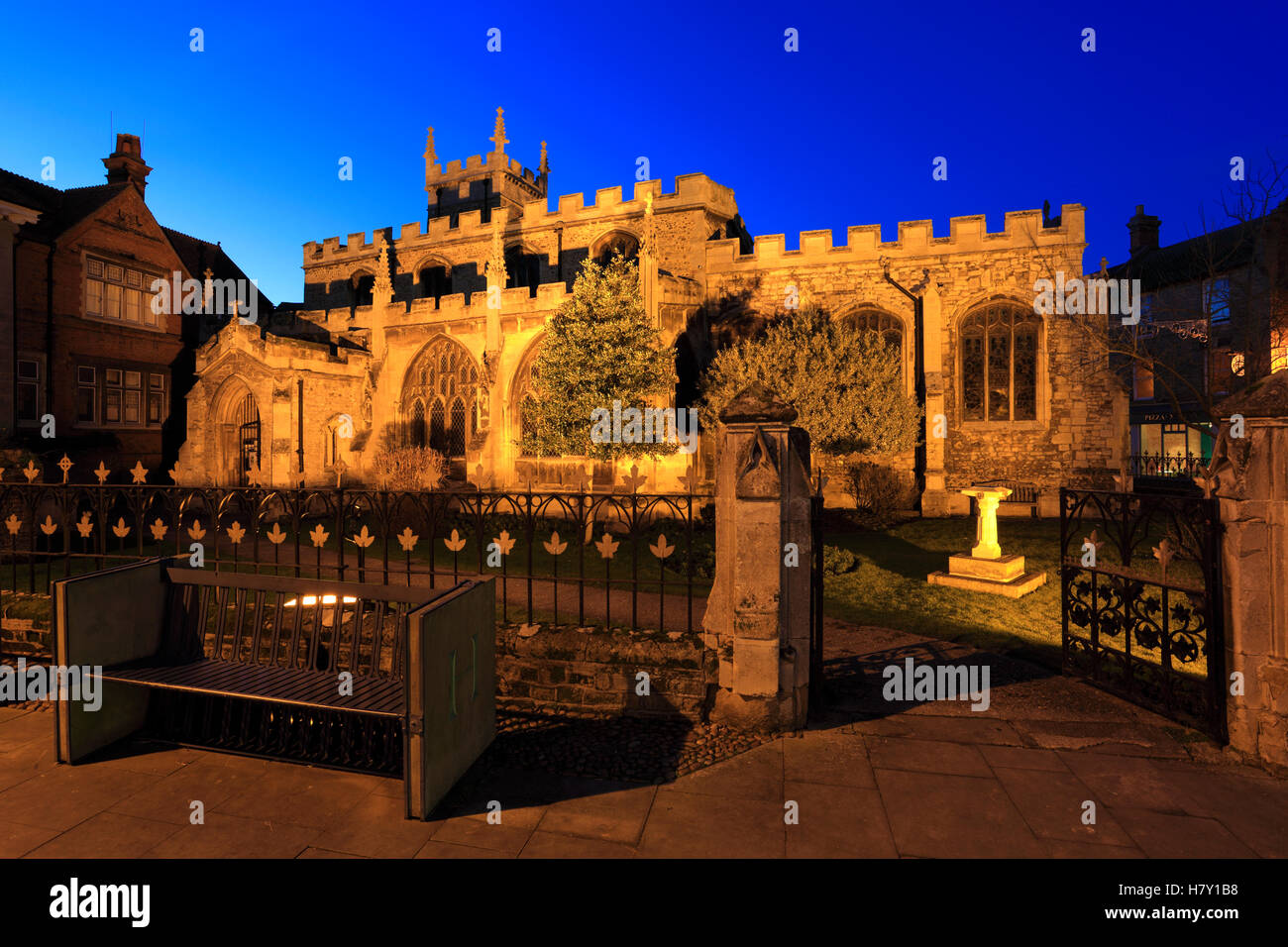 All Saints Church at night, Huntingdon Town, Market Square, Fenland ...