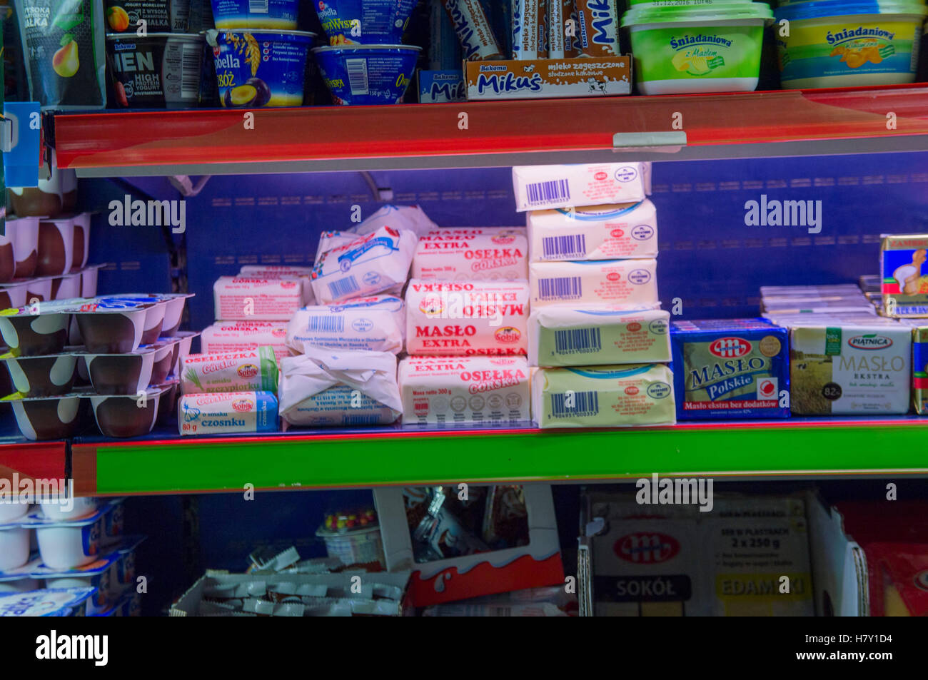 Milk shopping hi-res stock photography and images - Alamy