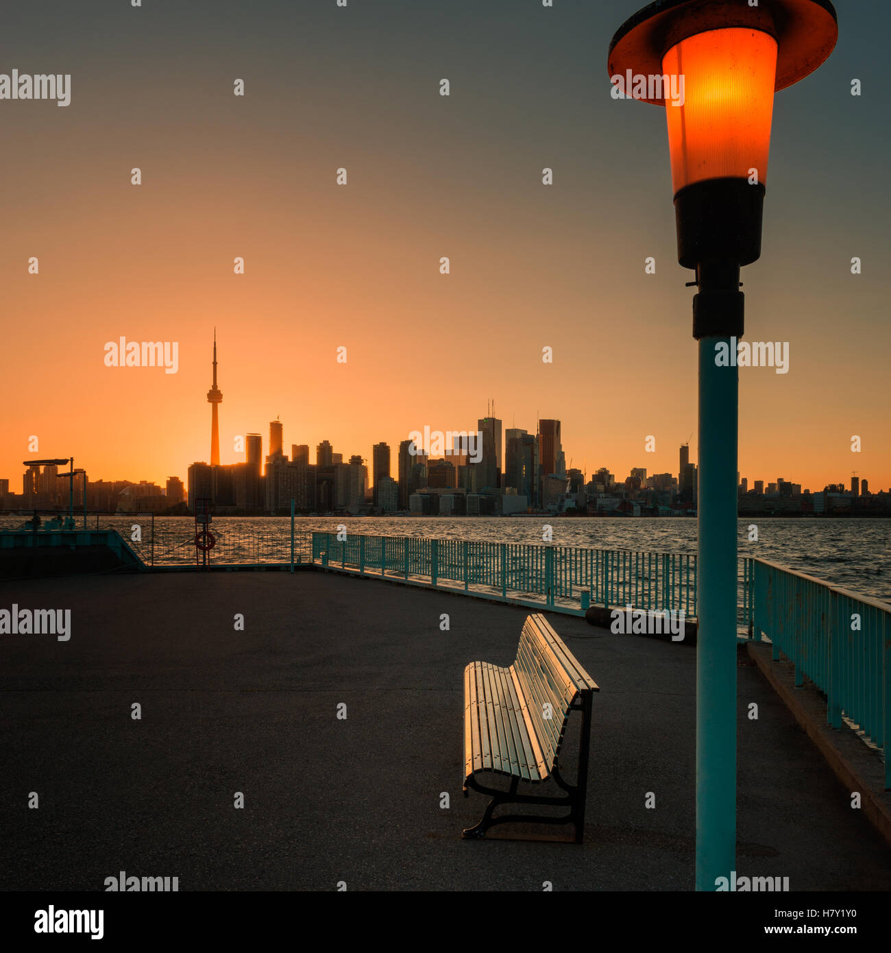 Ontario sunset hi-res stock photography and images - Alamy