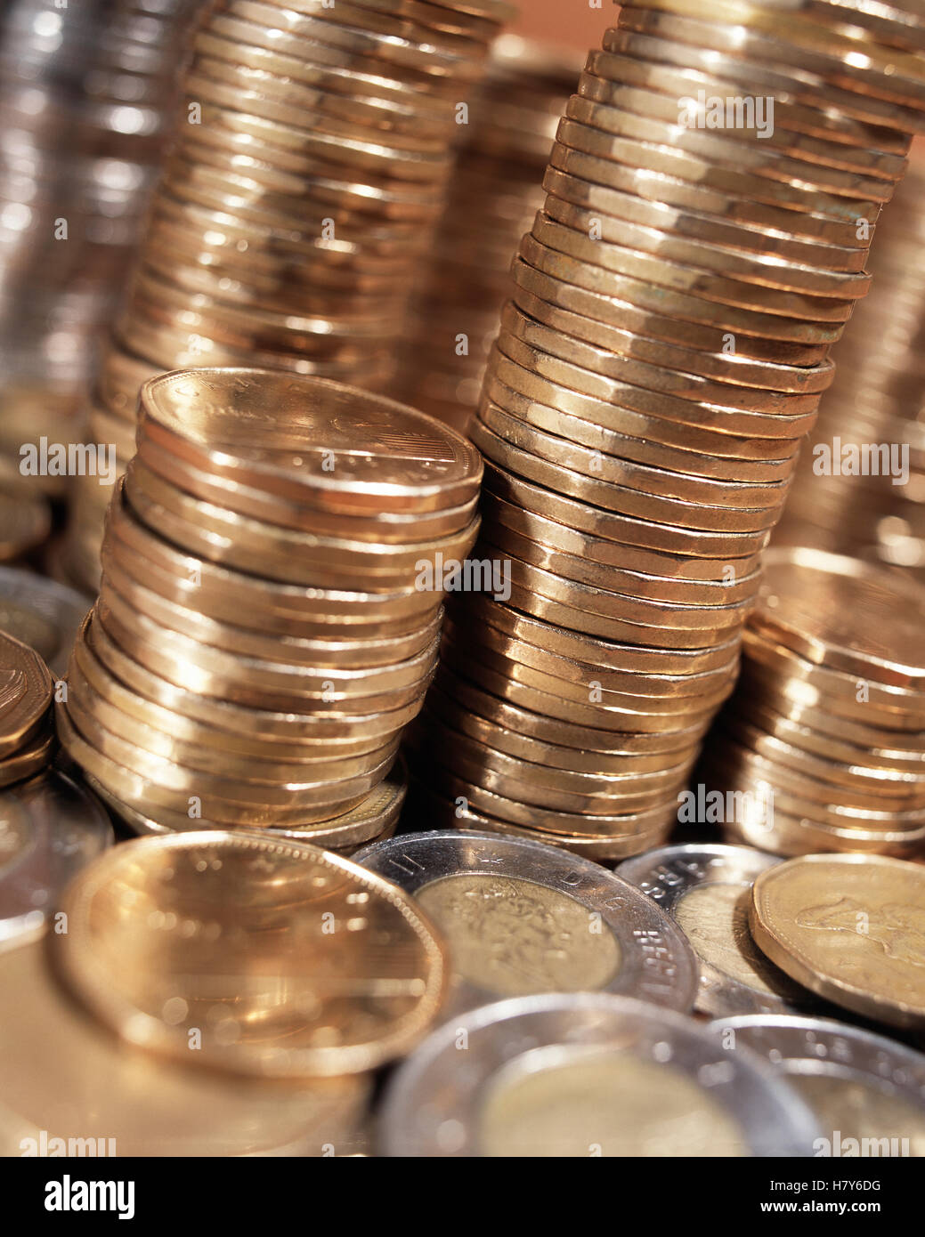 Stack of Canadian coins Stock Photo - Alamy