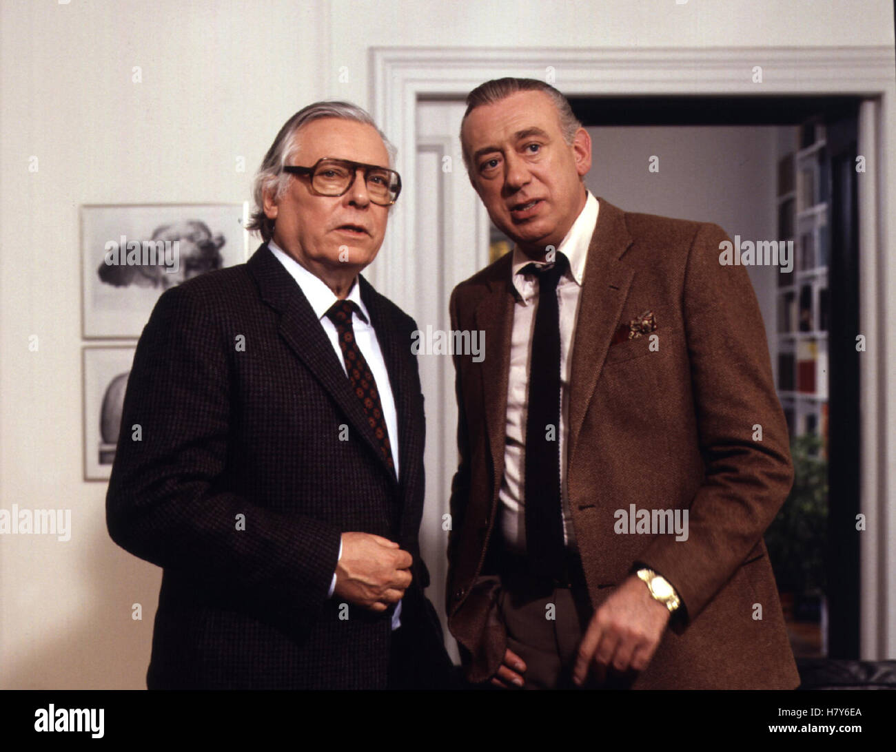 Derrick: Die kleine Ahrens, (DERRICK: DIE KLEINE AHRENS) D 1983, Regie: Günter Gräwert, HANS ...