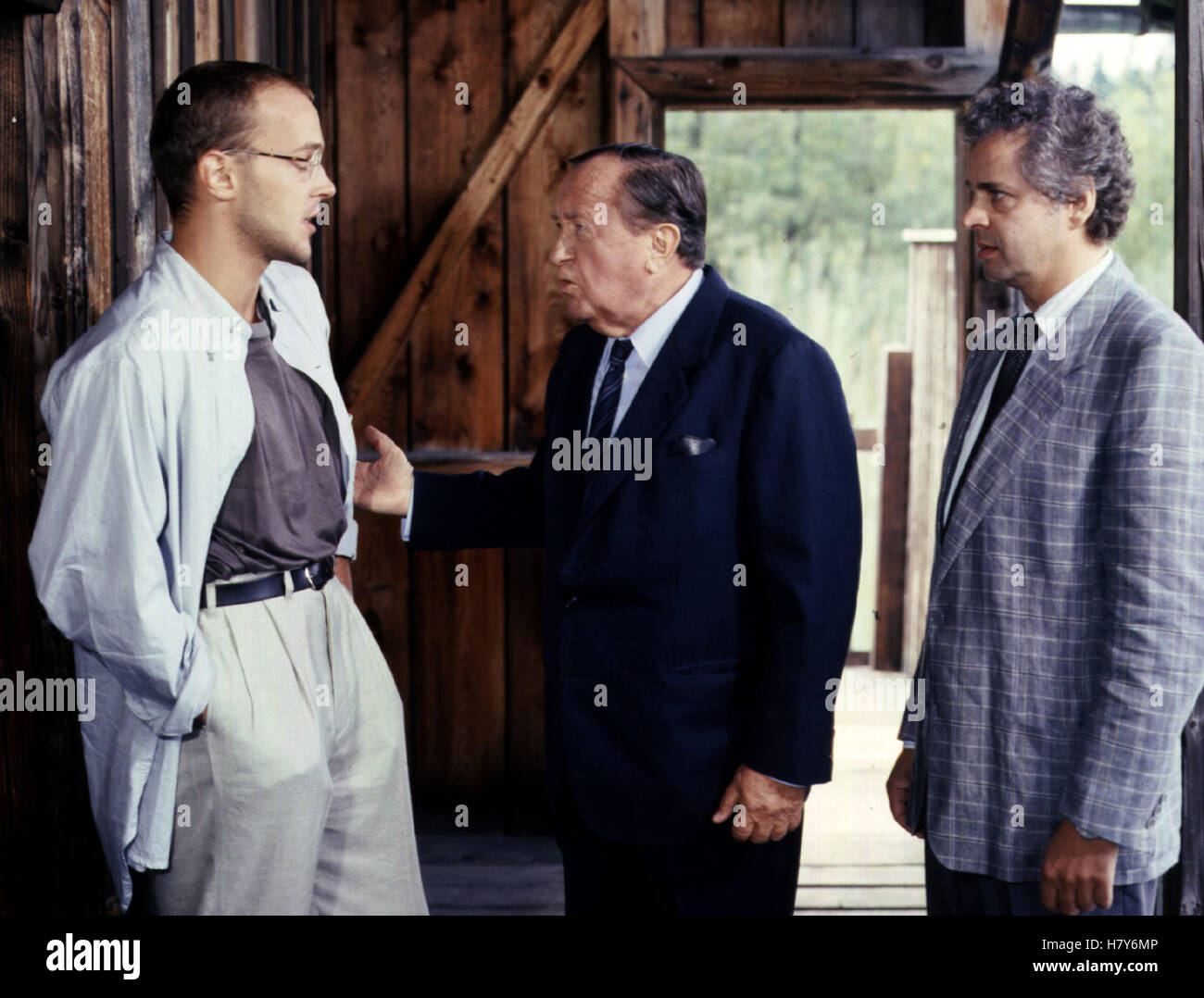 DER ALTE: Zwei Leben, D 1989, Regie: Günter Gräwert, SVEN ERIC BECHTOLF ...