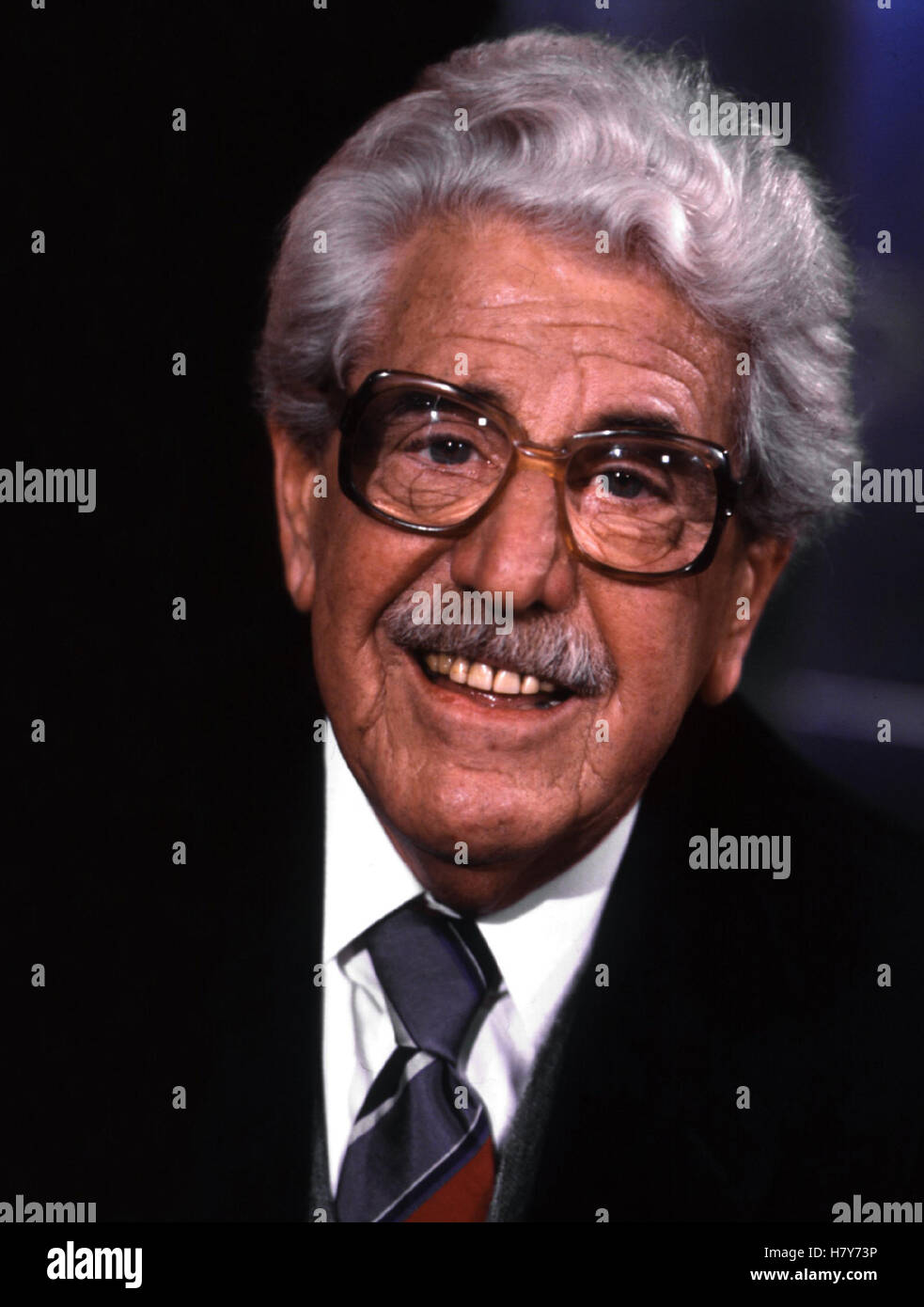 Film movie szene scene tv fernseh television willy millowitsch hi-res ...