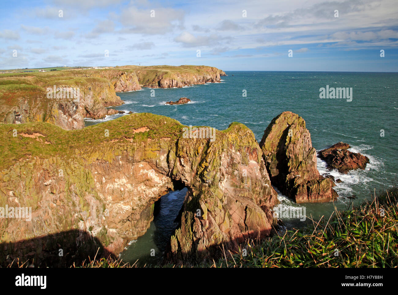 Bullers of buchan hi-res stock photography and images - Alamy