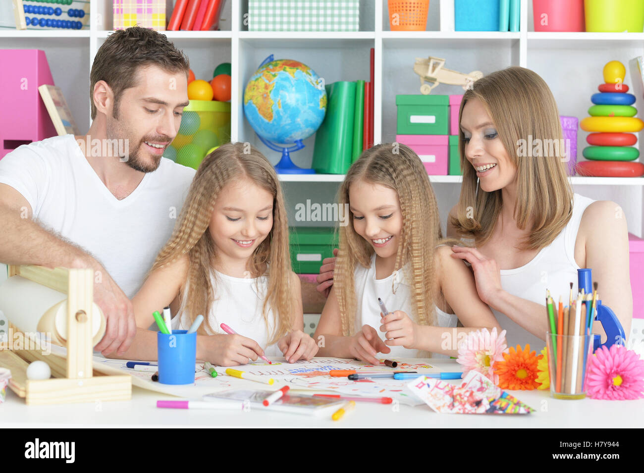 happy family painting together Stock Photo - Alamy