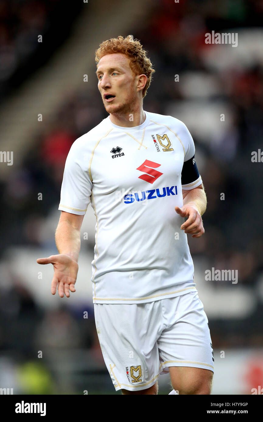 Dean Lewington, Milton Keynes Dons Stock Photo - Alamy
