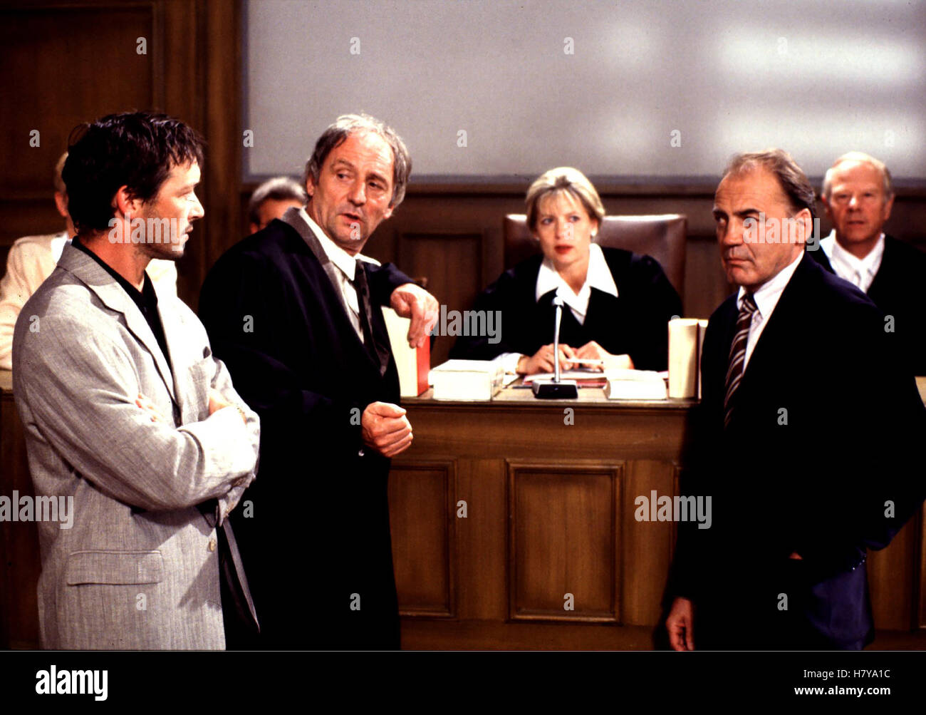 Richter in Angst, (RICHTER IN ANGST) D 1995, Regie: Joseph Rödl ...