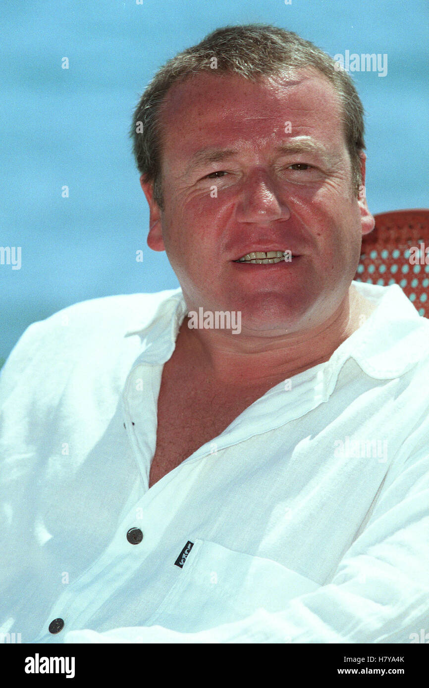 Actor ray winstone hi-res stock photography and images - Alamy
