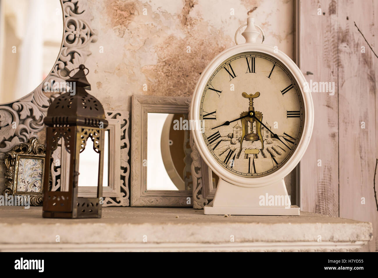 Vintage clock. Retro still life Stock Photo - Alamy