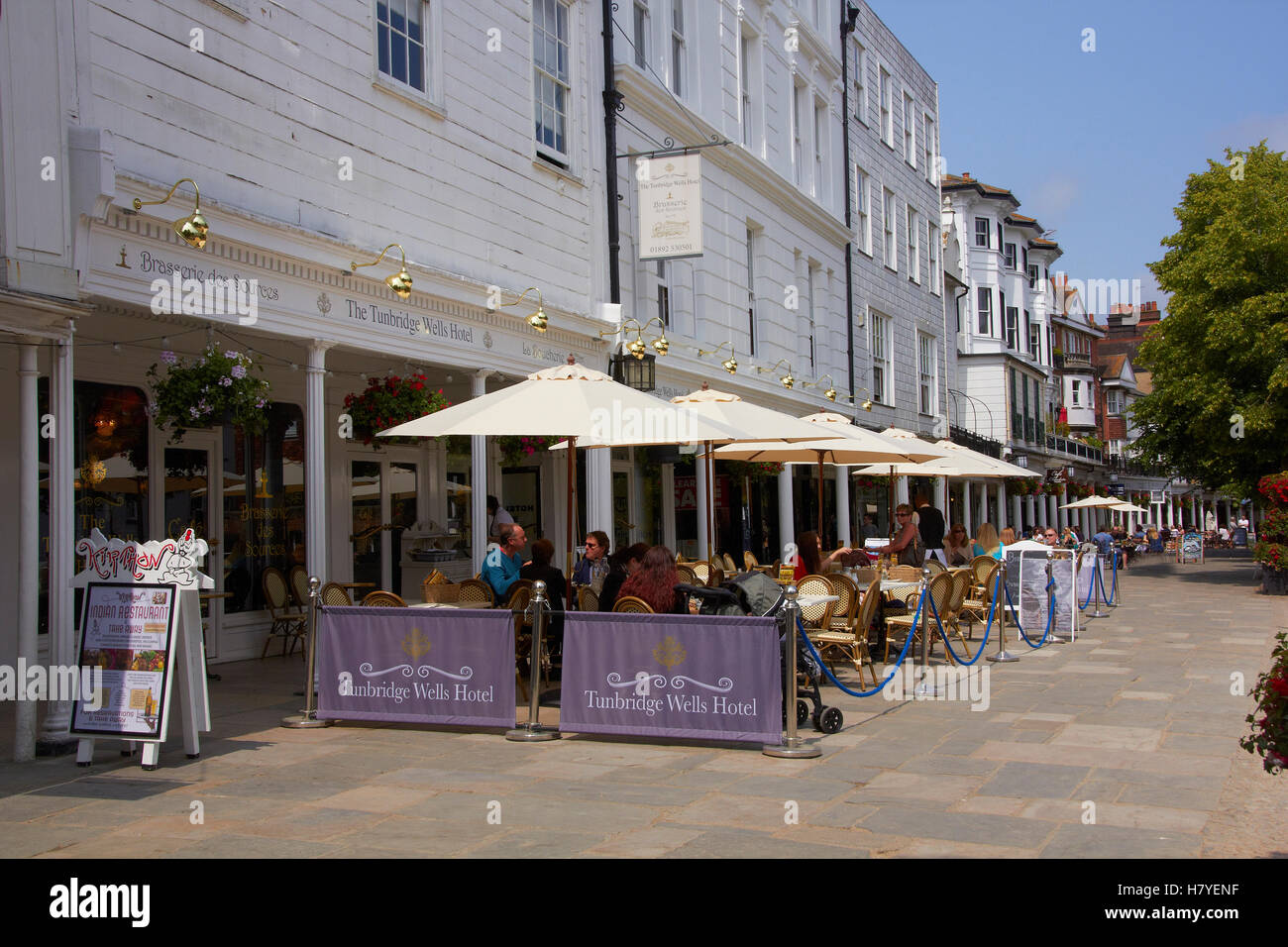 United kingdom the pantiles hi-res stock photography and images - Alamy