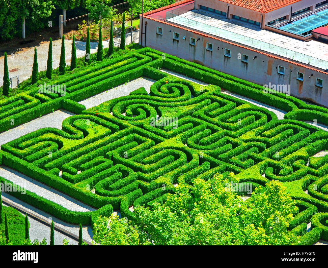 Venice San Georgio Maggiore maze and gardens Stock Photo - Alamy