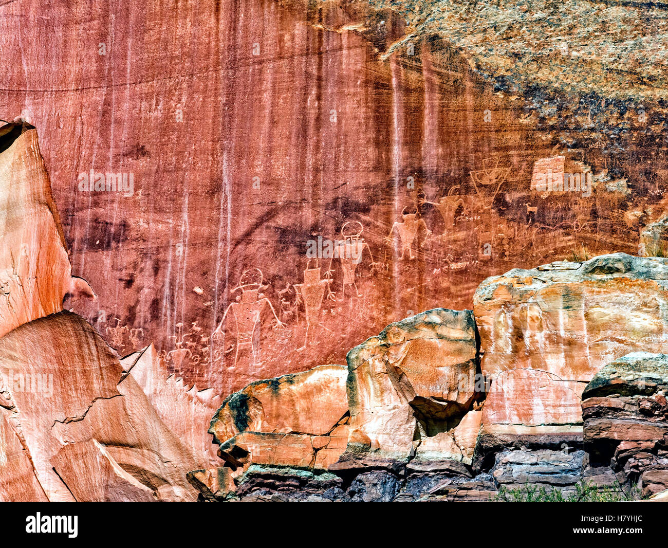 Fremont culture petroglyphs hi-res stock photography and images - Alamy