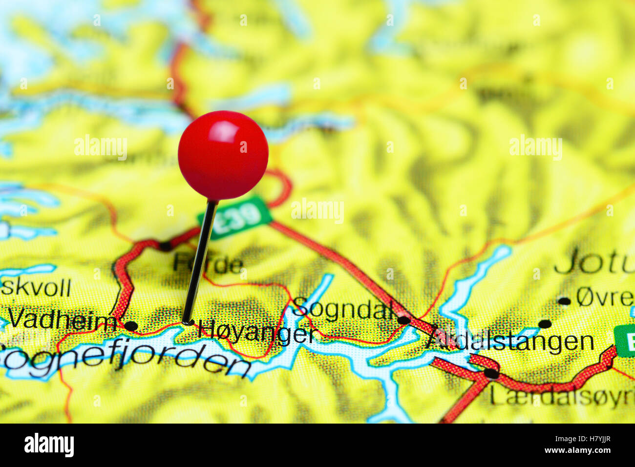 Hoyanger pinned on a map of Norway Stock Photo - Alamy