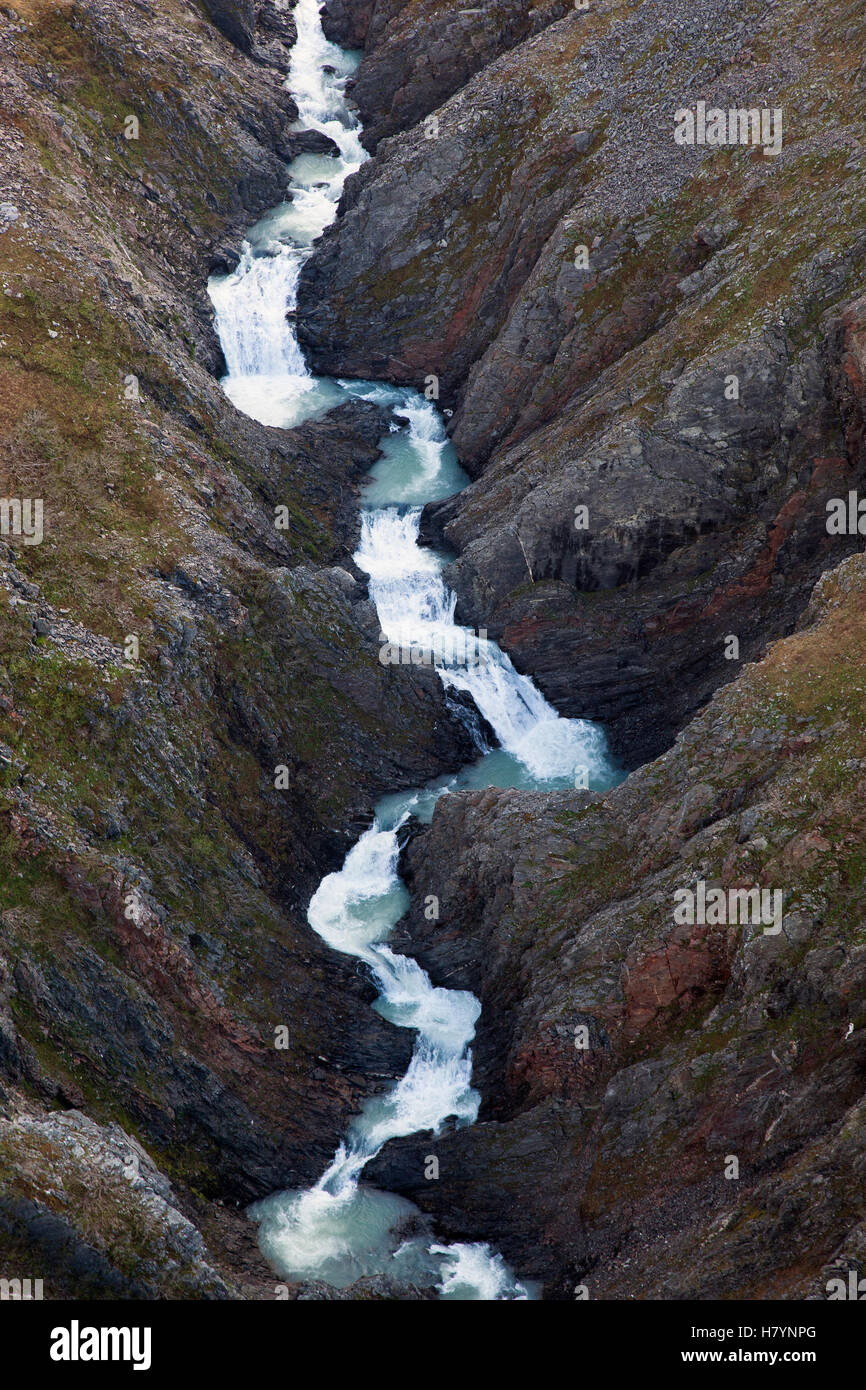 Split Creek cascading down Brabazon Range above the Alsek River ...