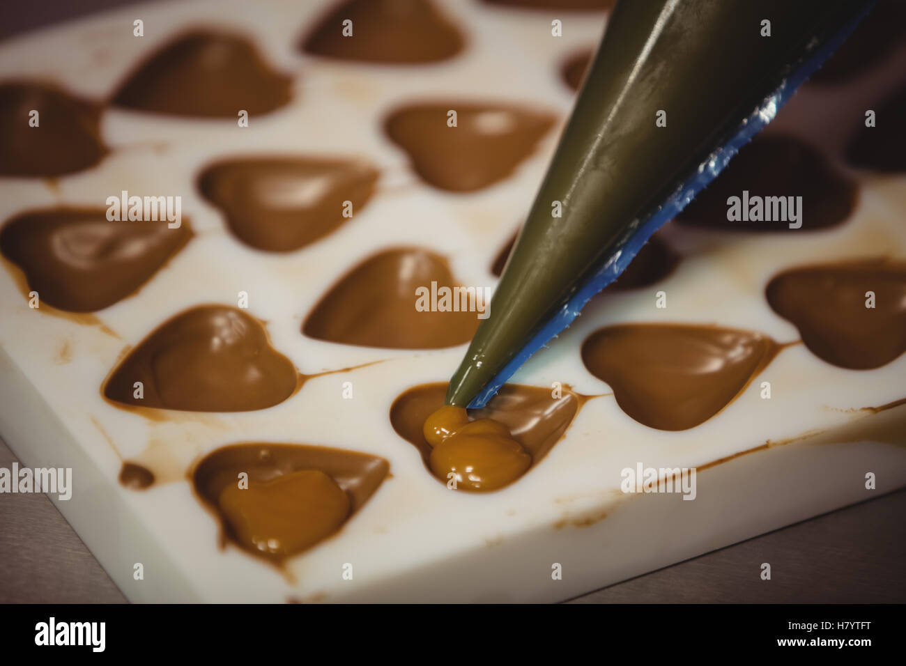 Piping chocolate hi-res stock photography and images - Alamy