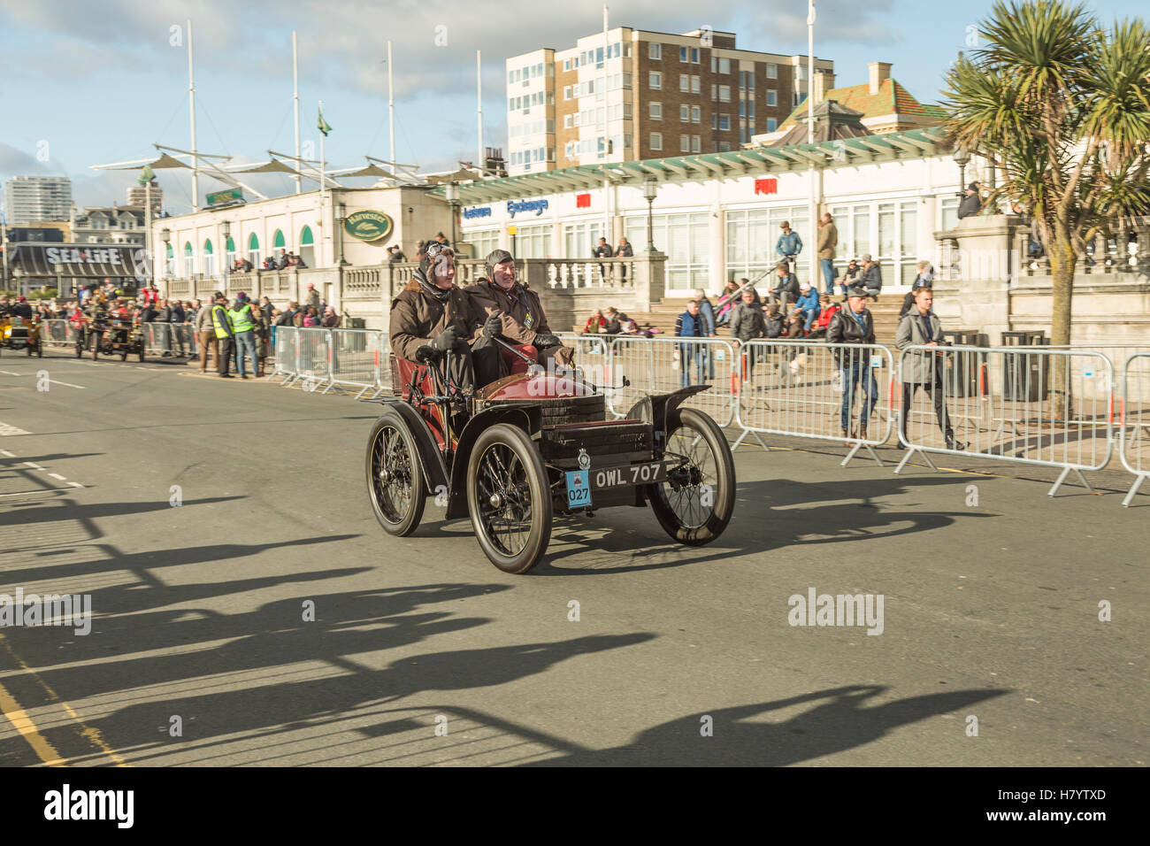 Bonham`s London to Brighton Veteran Car Rally Stock Photo - Alamy