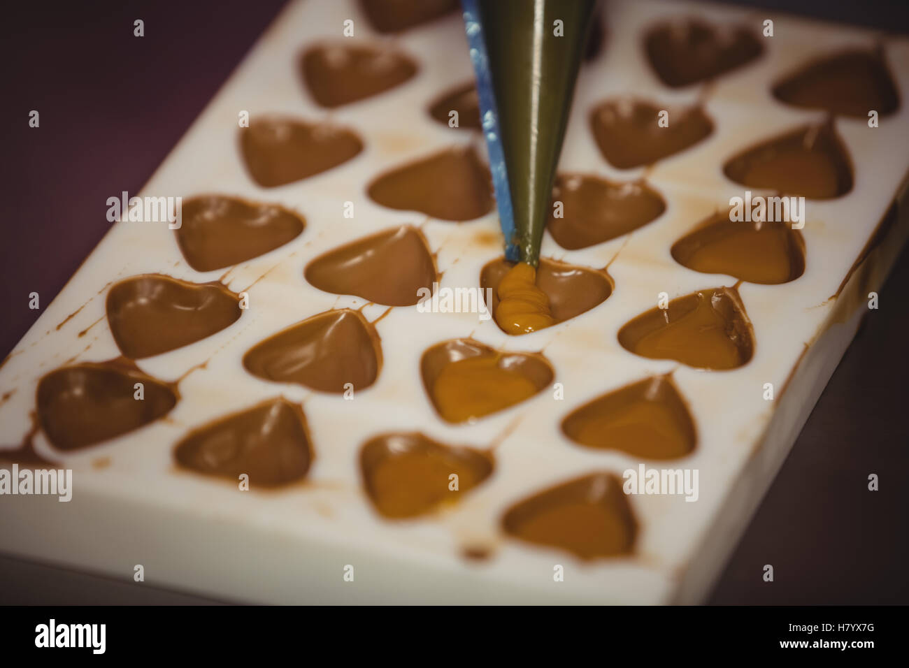 Piping chocolate hi-res stock photography and images - Alamy