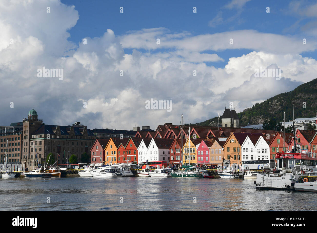 Kontor building, wooden houses, historic Hanseviertel Bryggen, Bergen ...
