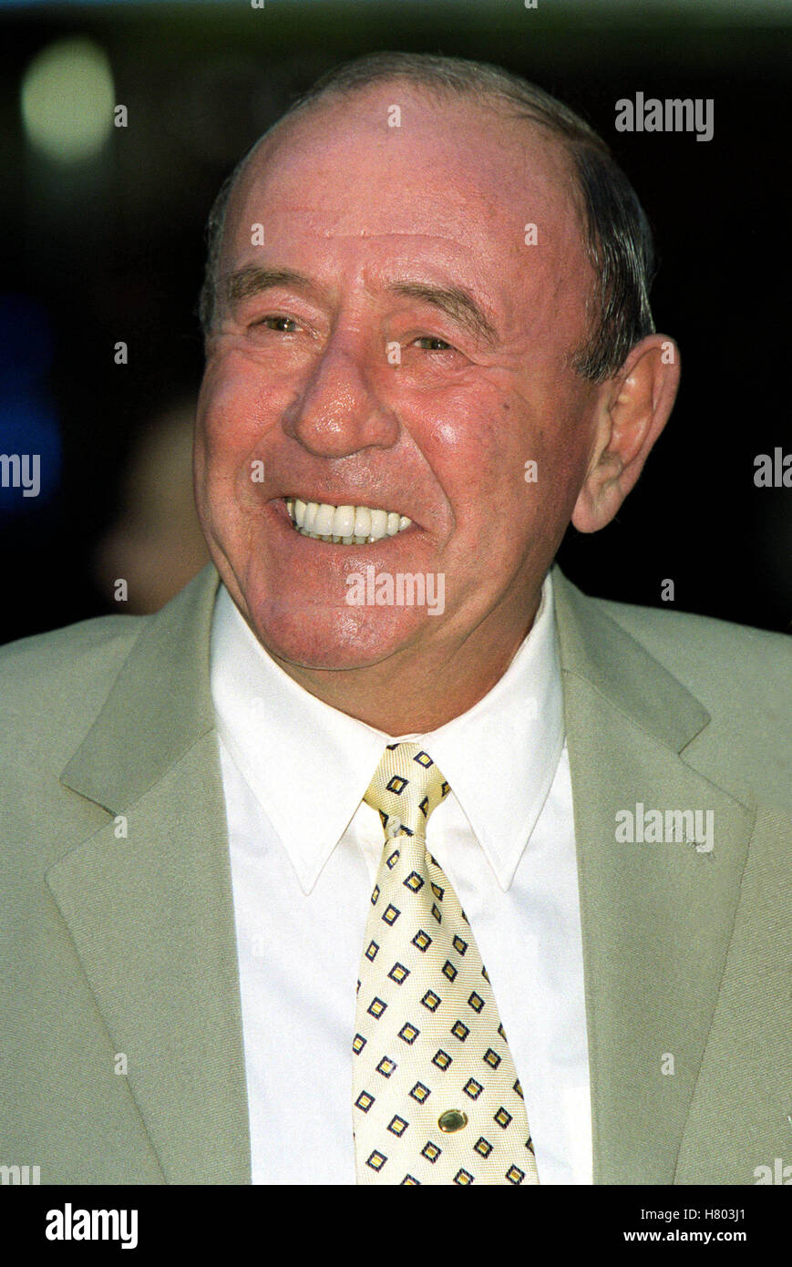 MIKE REID . SNATCH PREMIERE LONDON THE ODEON LEICESTER SQ LONDON ...