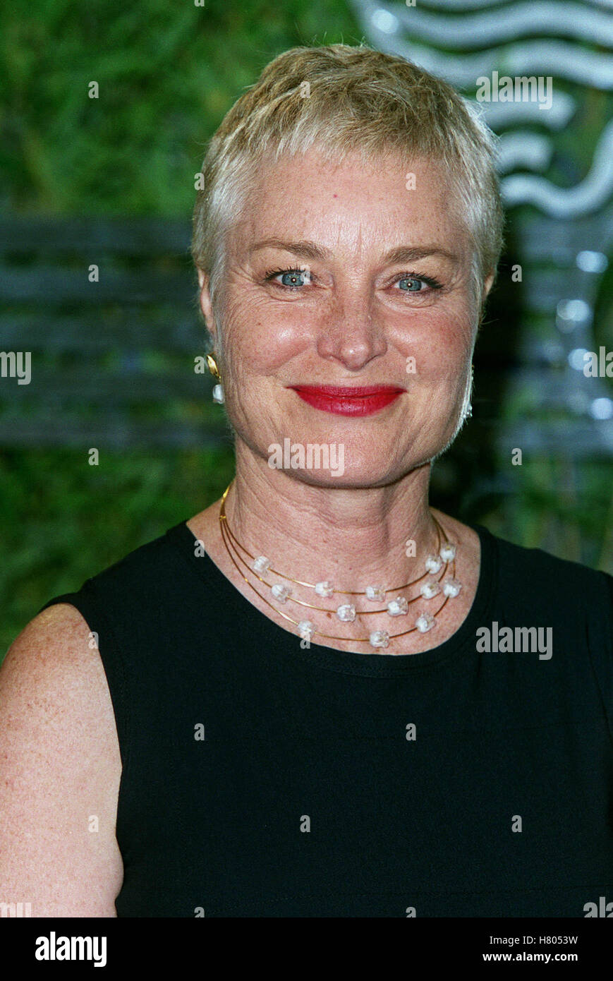 Lisa harrow hi-res stock photography and images - Alamy