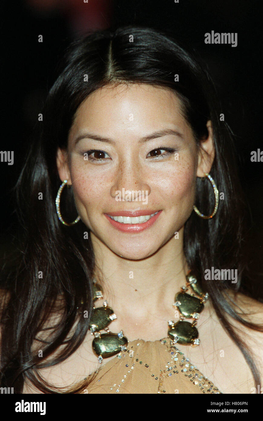 Lucy liu charlie's angels hi-res stock photography and images - Alamy