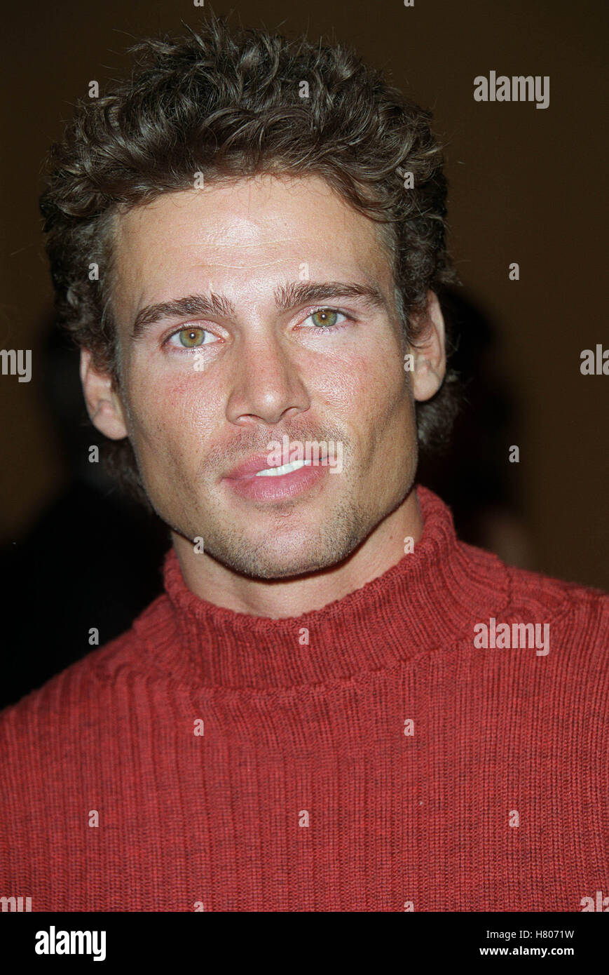 ETHAN ERICKSON "THE GRINCH" LA PREMIER UNIVERSAL STUDIOS BURBANK LA USA ...