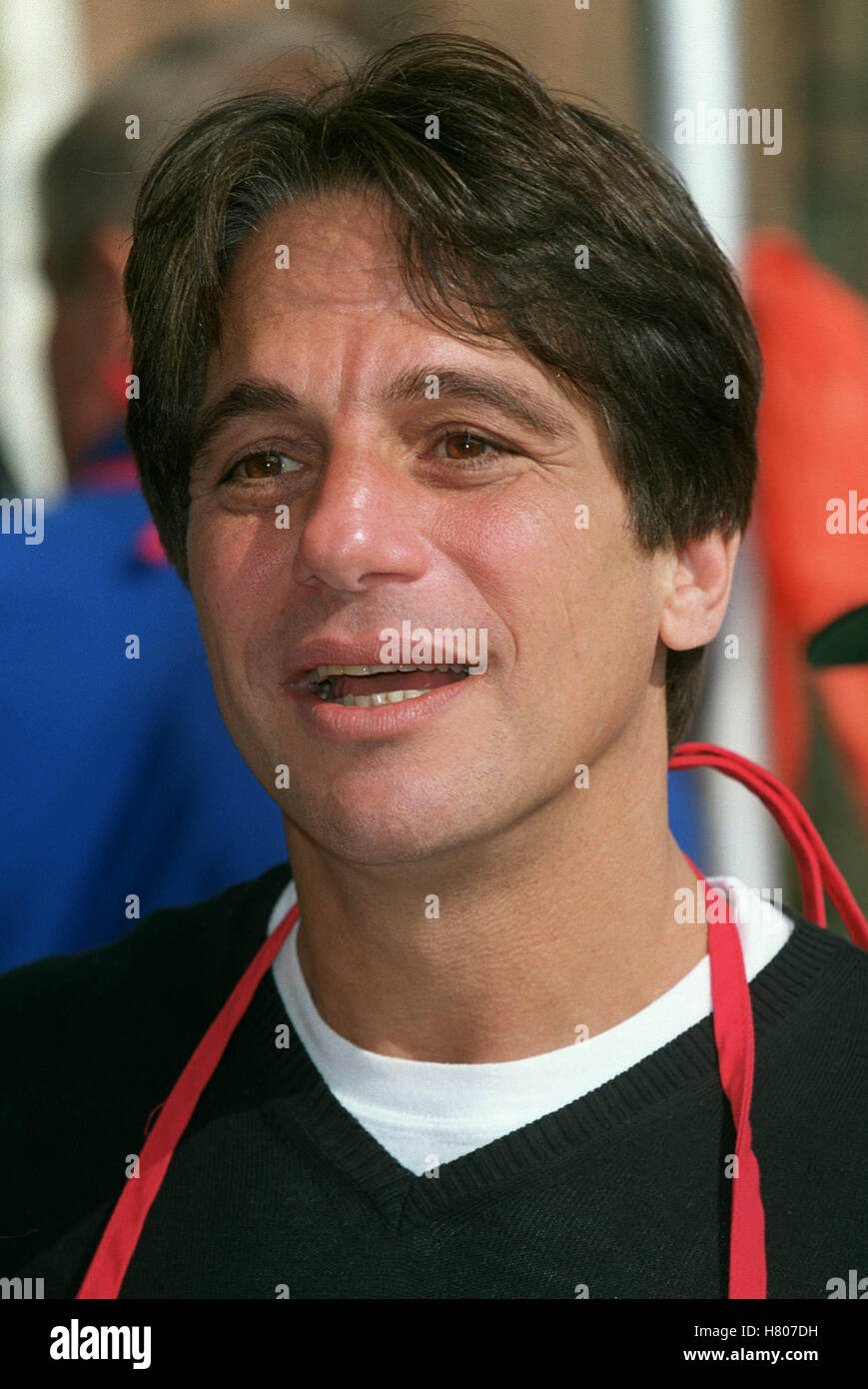 TONY DANZA THANKSGIVING LA MISSION LA MISSION LA USA 22 November 2000 ...
