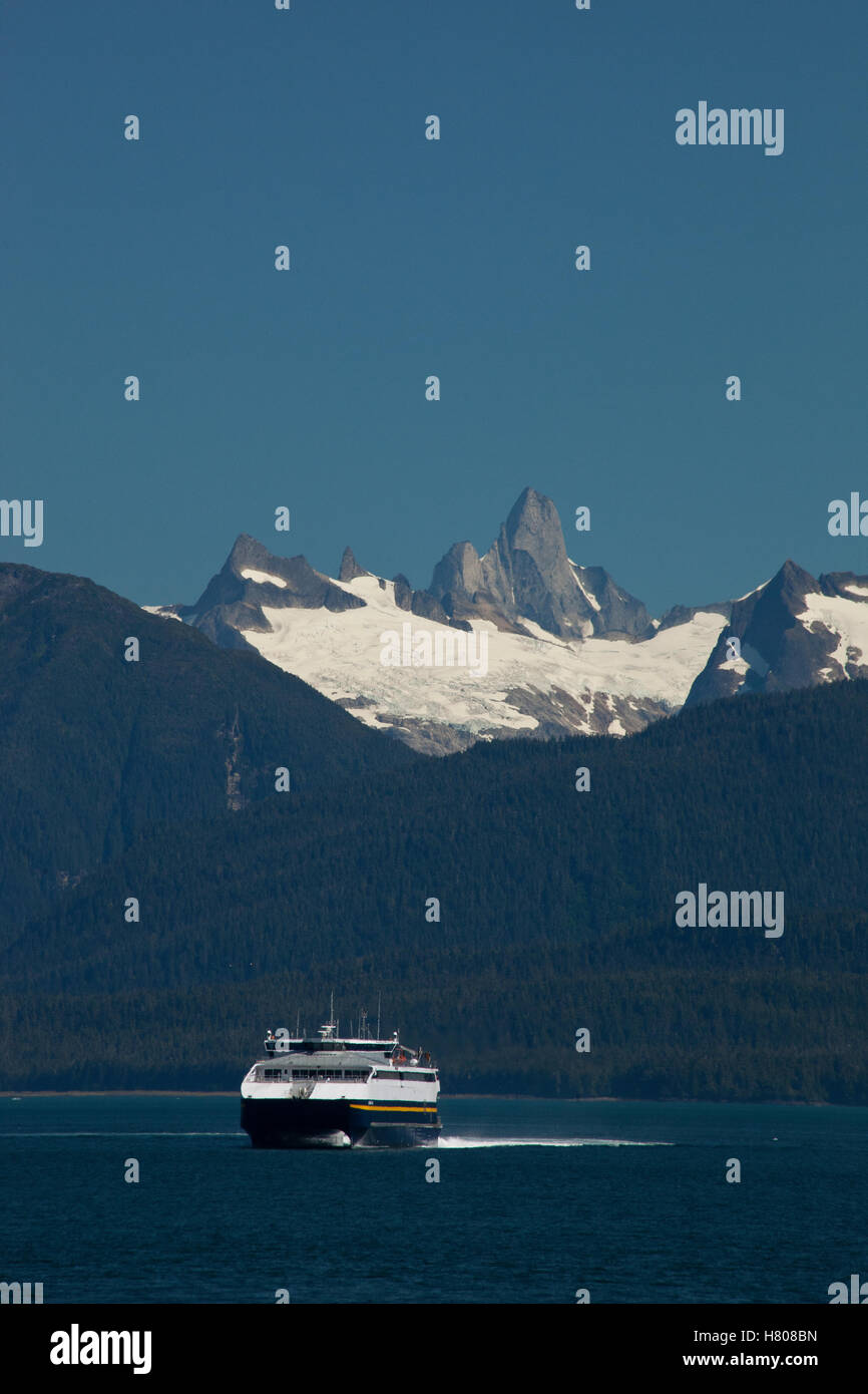 Catamaran ferry of the Alaska Marine Highway arriving in Petersburg ...