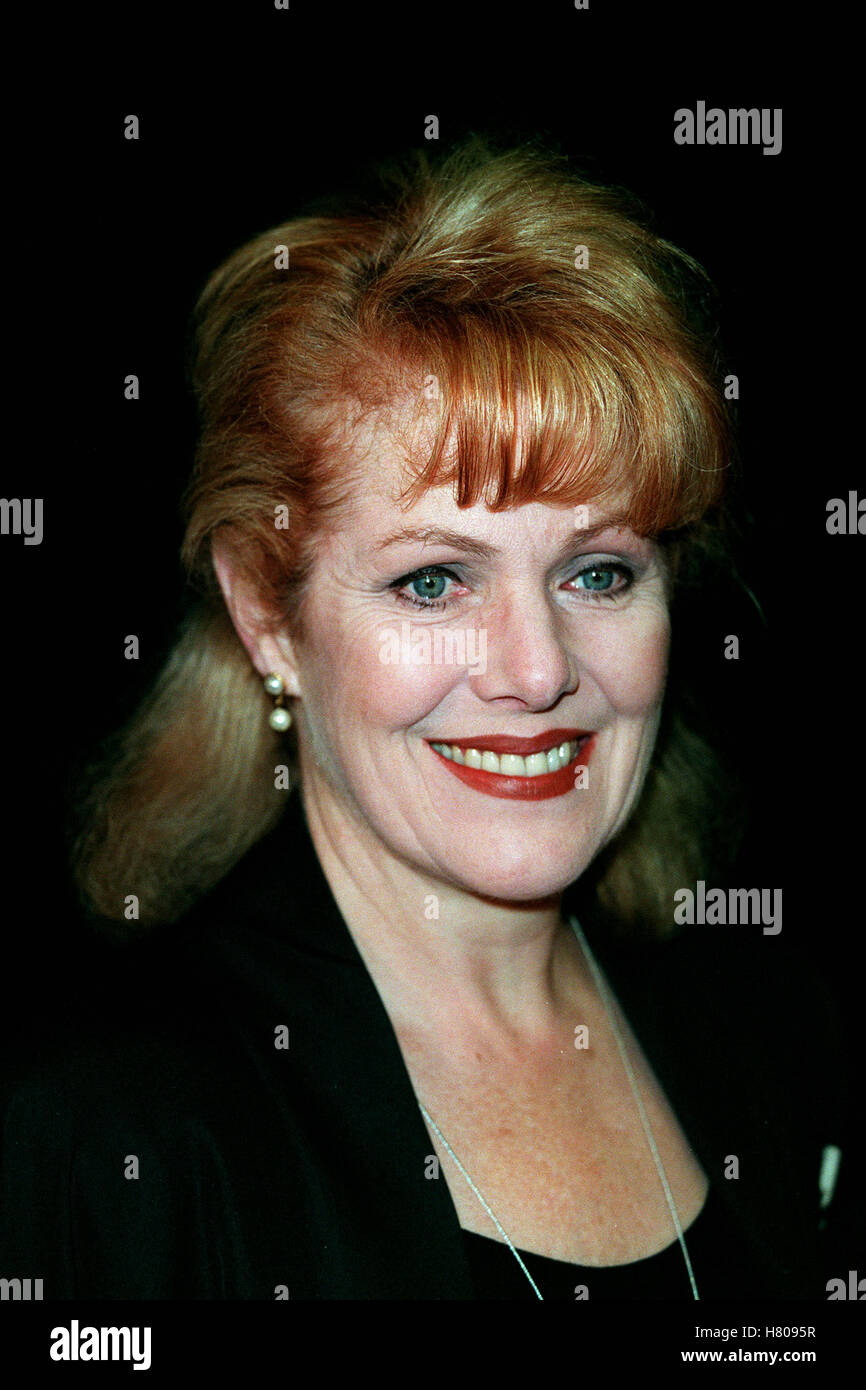 Lynn redgrave hi-res stock photography and images - Alamy