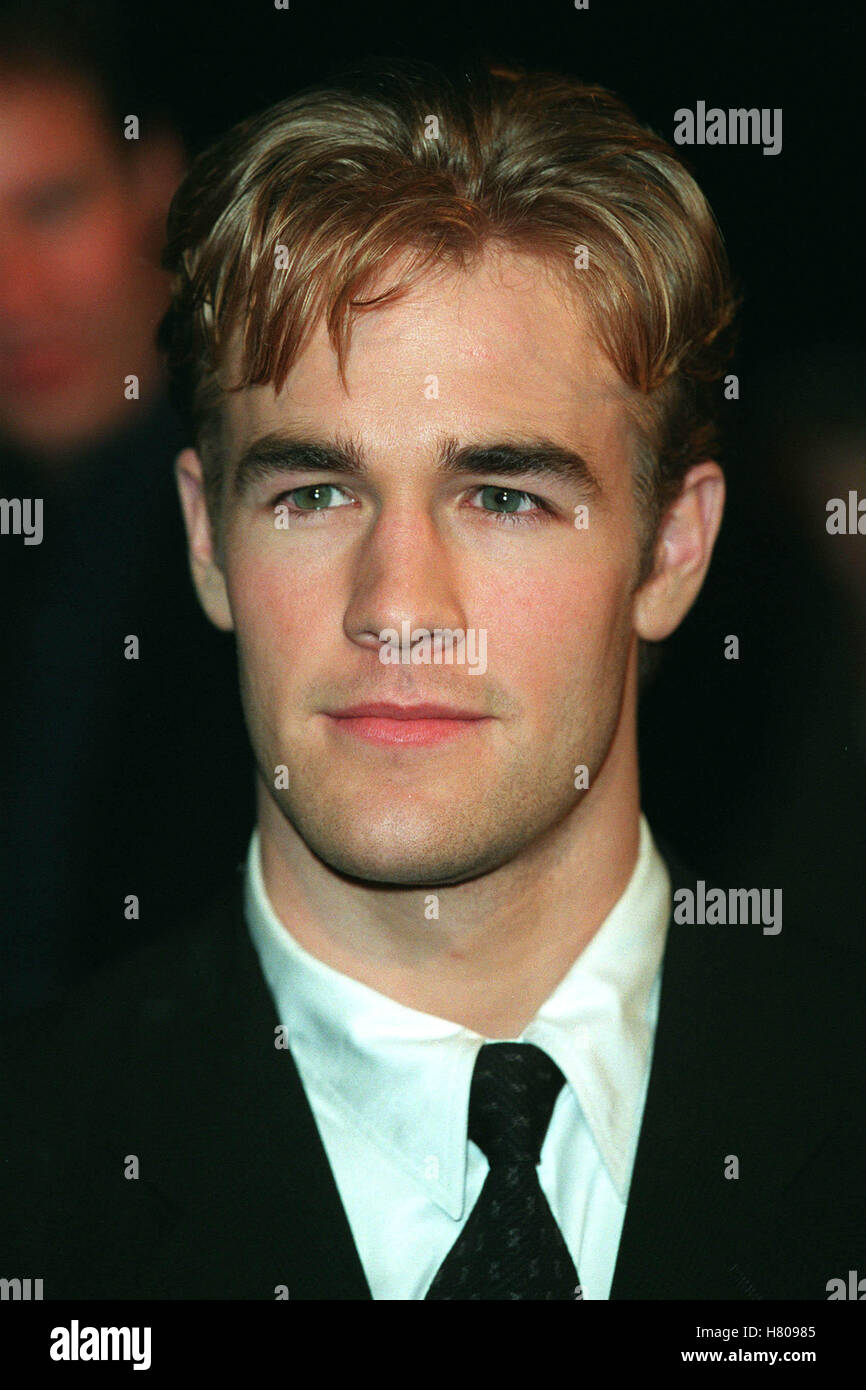 JAMES VAN DER BEEK 15 January 1999 Stock Photo - Alamy