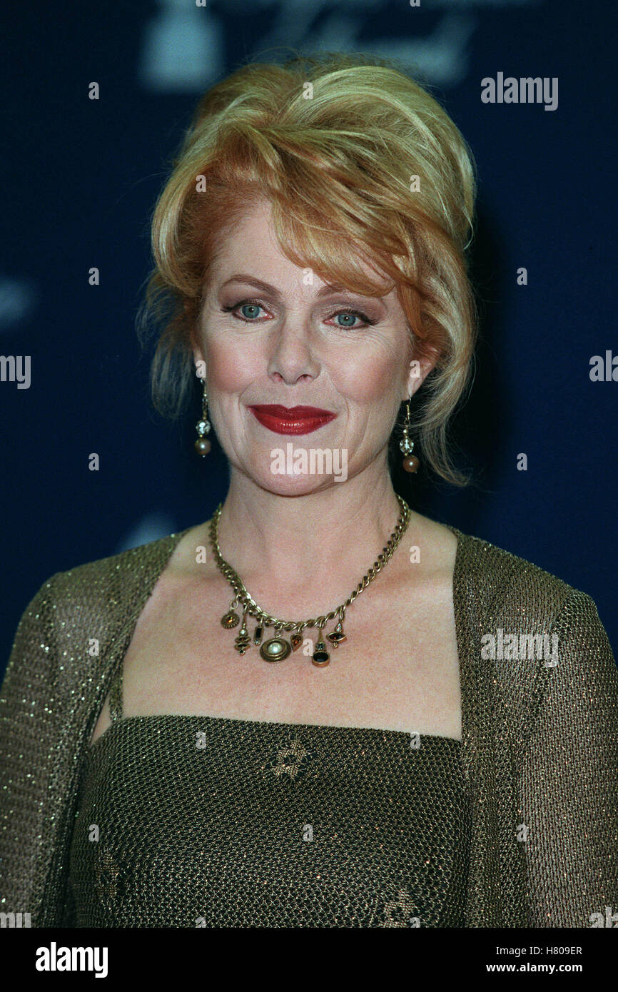 LYNN REDGRAVE 15 January 1999 Stock Photo - Alamy