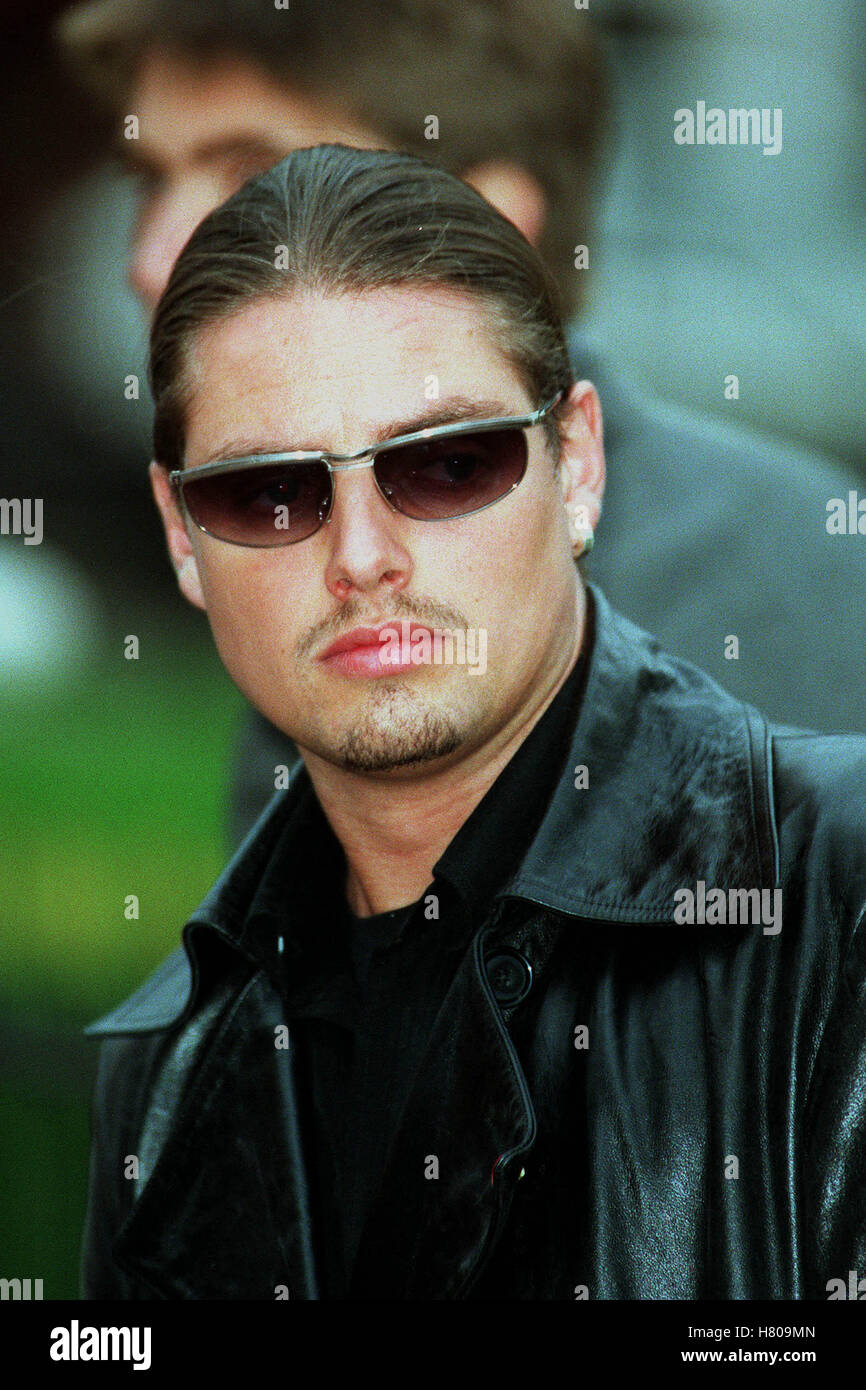 KEITH DUFFY LONDON ENGLAND 08 February 1999 Stock Photo - Alamy