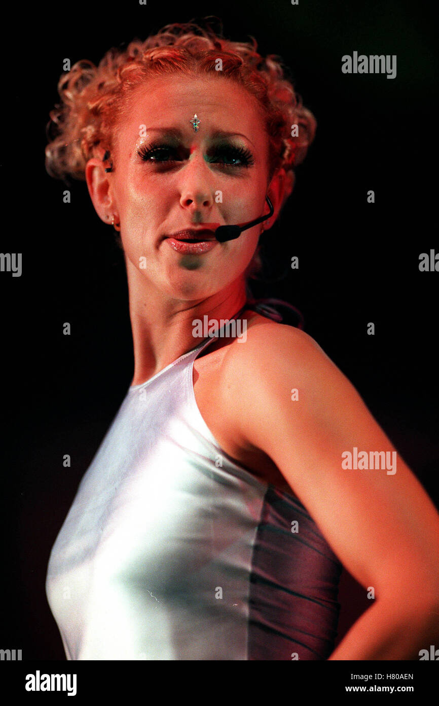 Faye tozer hi-res stock photography and images - Alamy