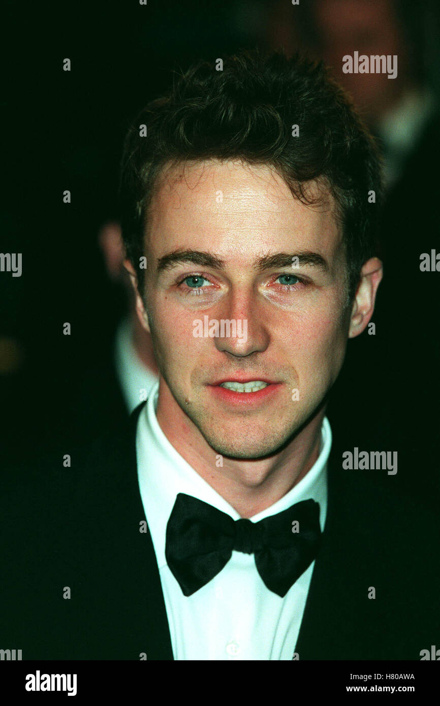 Edward norton 1999 hi-res stock photography and images - Alamy