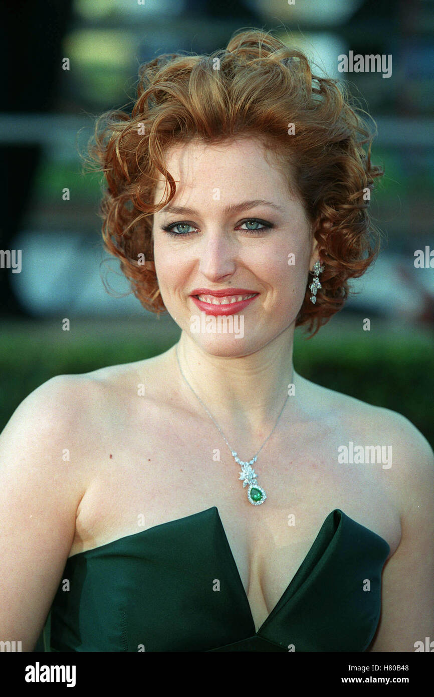 GILLIAN ANDERSON LOS ANGELES USA 27 March 1999 Stock Photo - Alamy