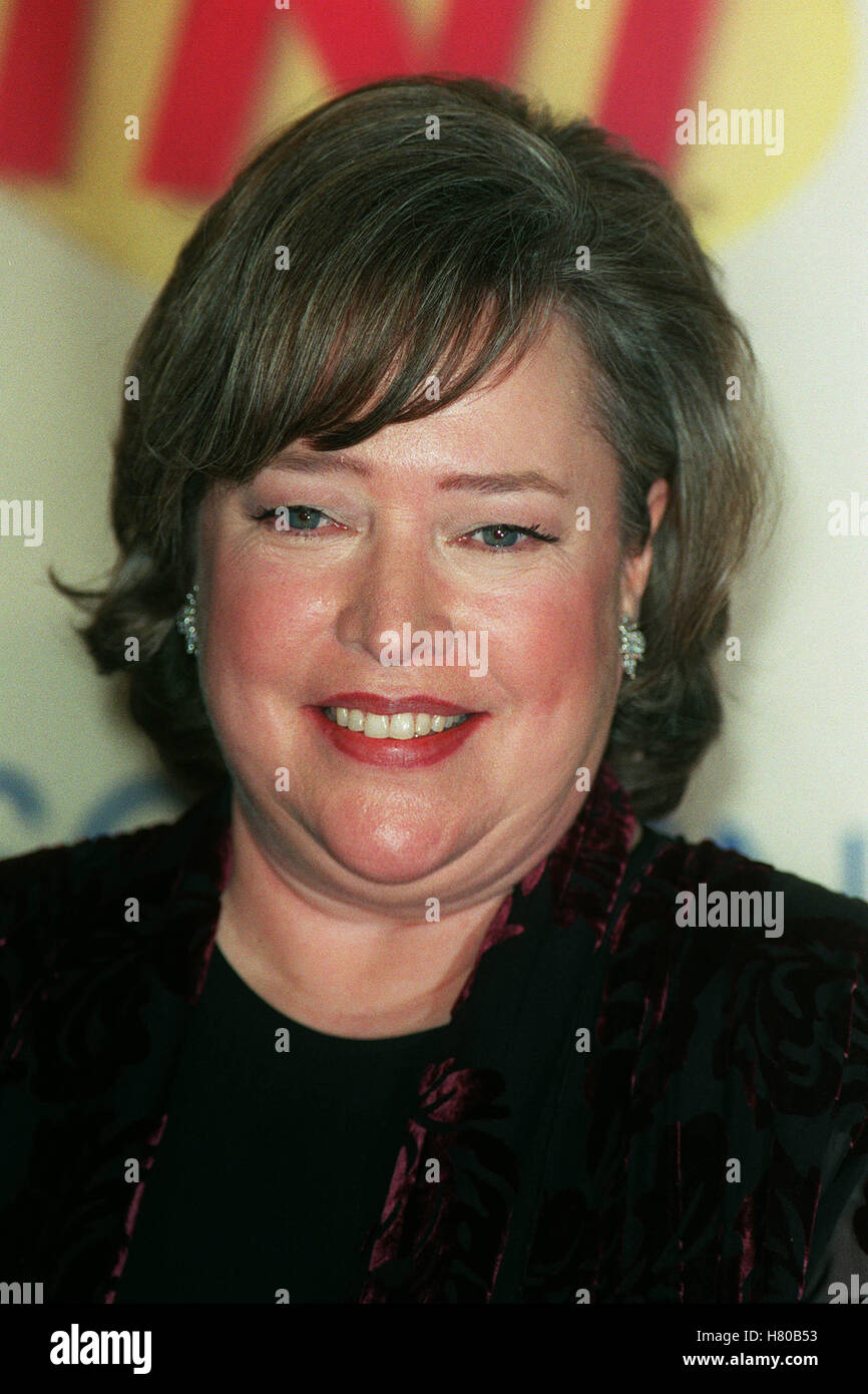 Kathy bates hi-res stock photography and images - Alamy